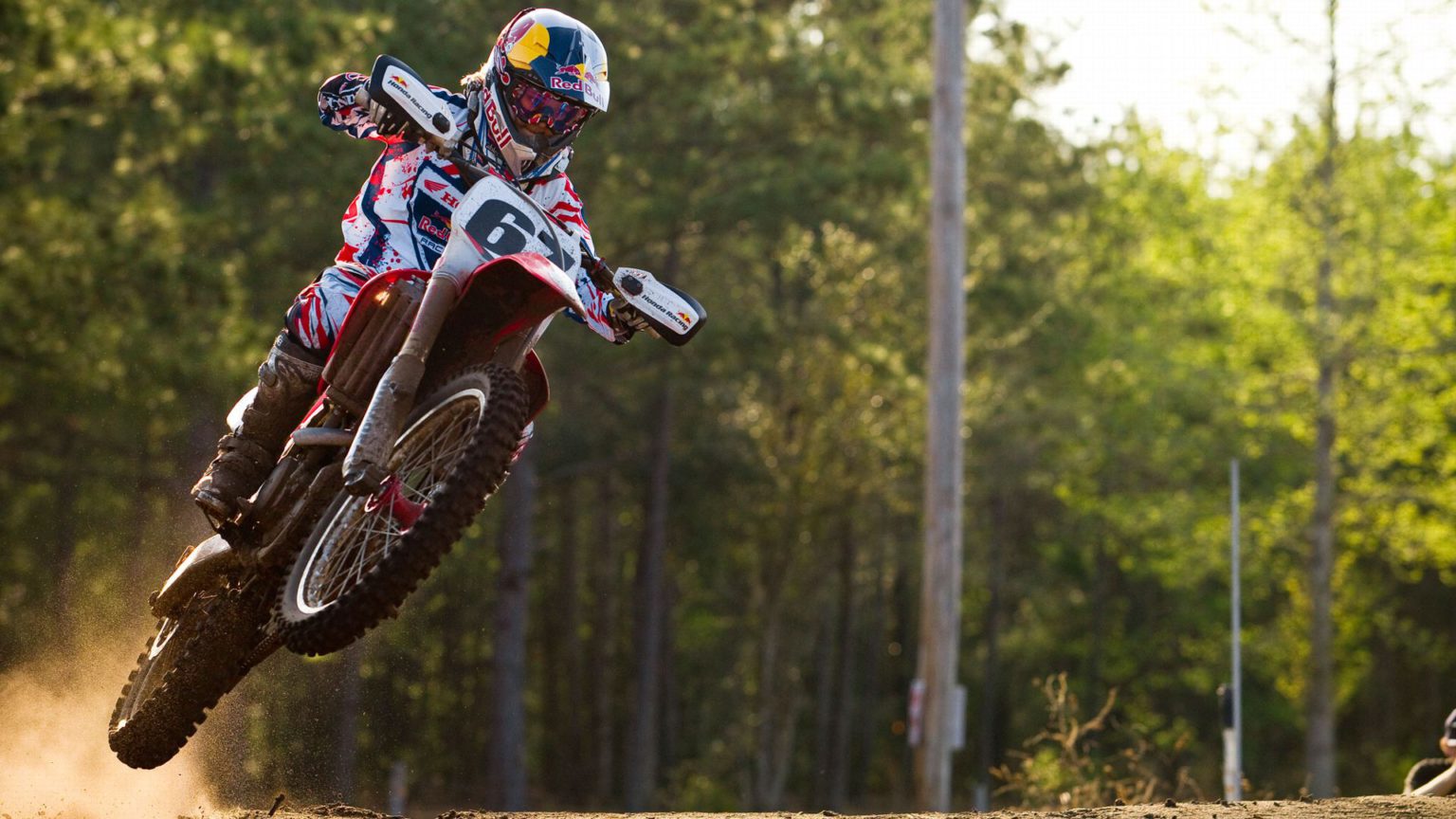 The Spectacular Female Riders – Enduro Channel