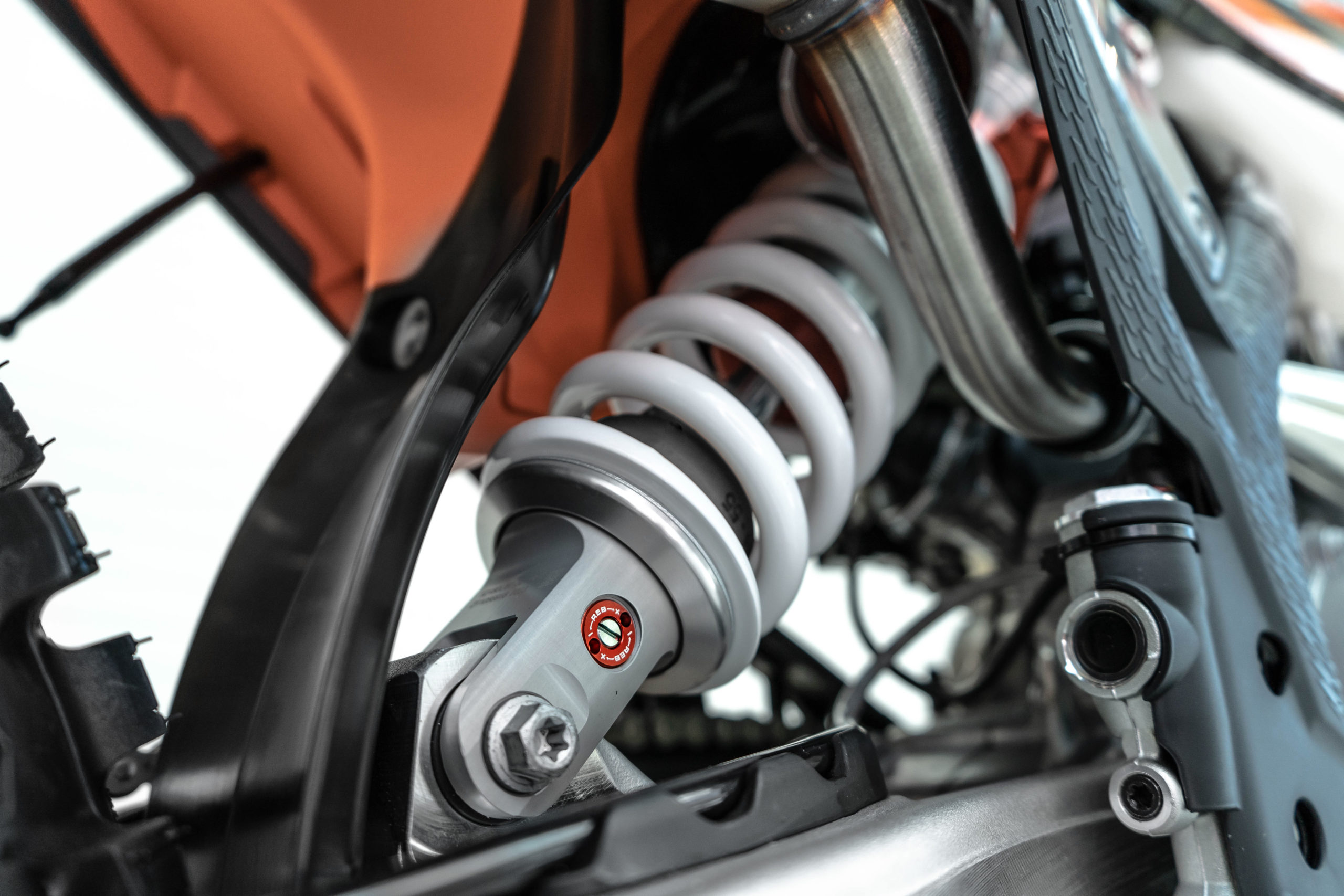 New WP XPLOR Pro 8946 Shock Now Available for KTM Enduro Models ...